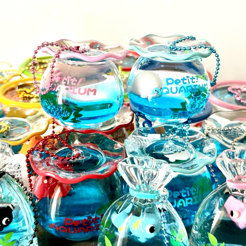 Jual petit aquarium - fish oil charm keychain trinket | Shopee Indonesia