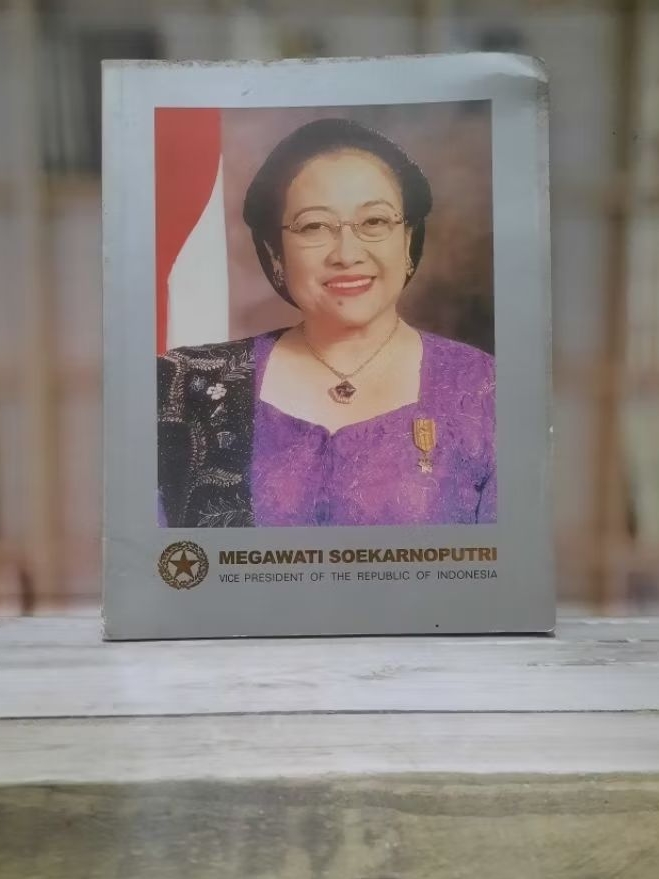 Jual Megawati Soekarnoputri Vice President Of The Republic Of Indonesia ...