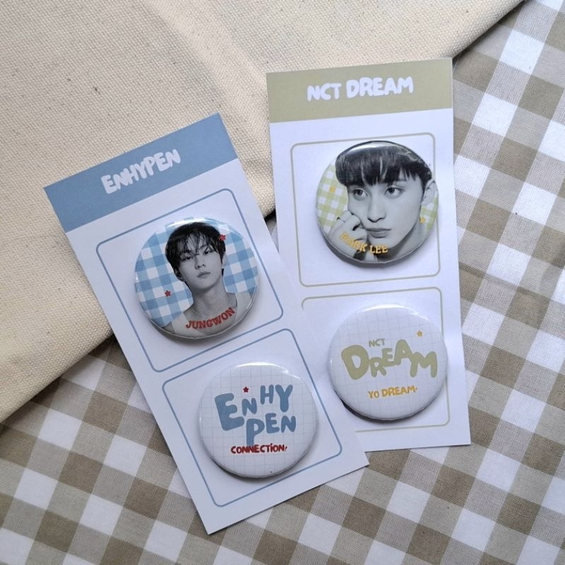 Jual Custom KPOP Pin Freebies Set | Shopee Indonesia