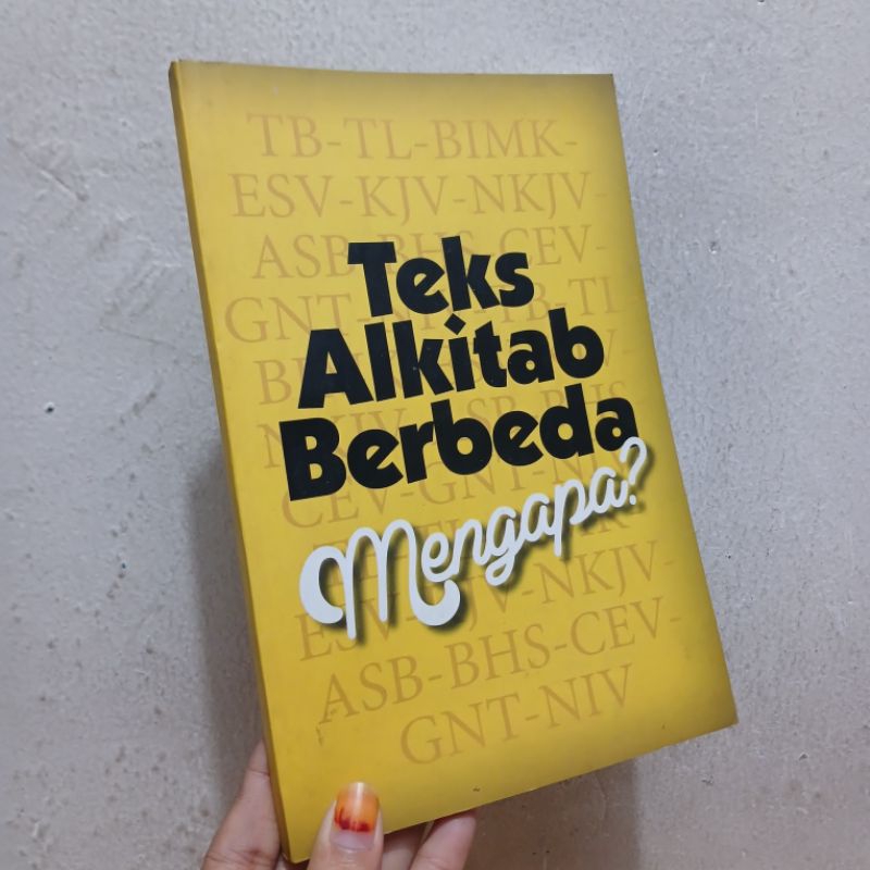 Jual Lembaga Alkitab Indonesia- Teks Alkitab Berbeda Mengapa? | Shopee ...