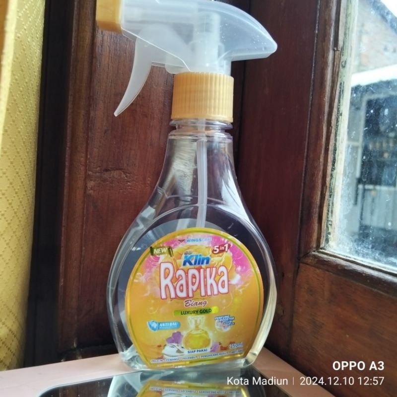 Jual Rapika biang luxury gold botol spray 250ml | Shopee Indonesia