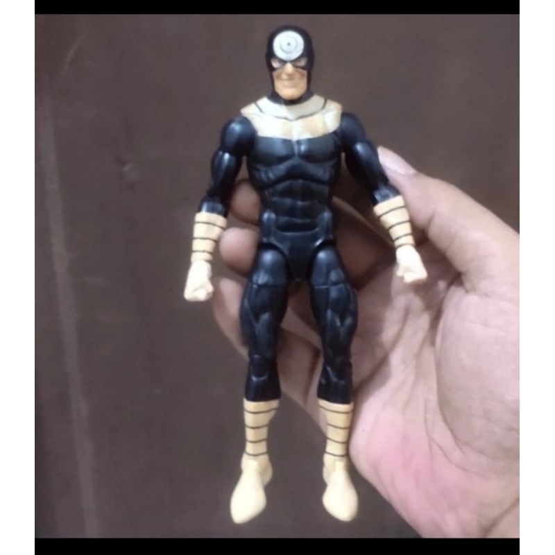Jual marvel legends bullseye costum mengunakan body simbiot Spiderman ...
