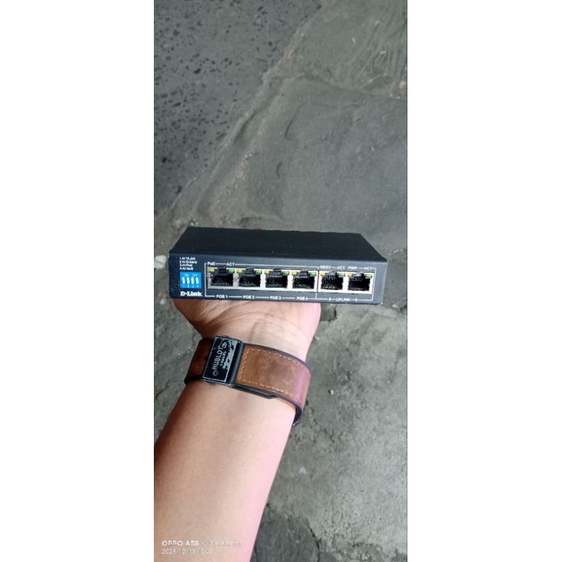 Jual D-Link DGS-F 1006P-E Un-managed PoE switch | Shopee Indonesia