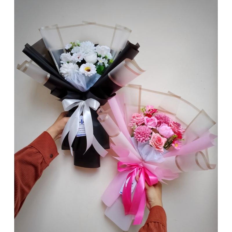 Jual READY Buket Bunga Artificial / Buket Bunga Palsu / Kado Wisuda ...