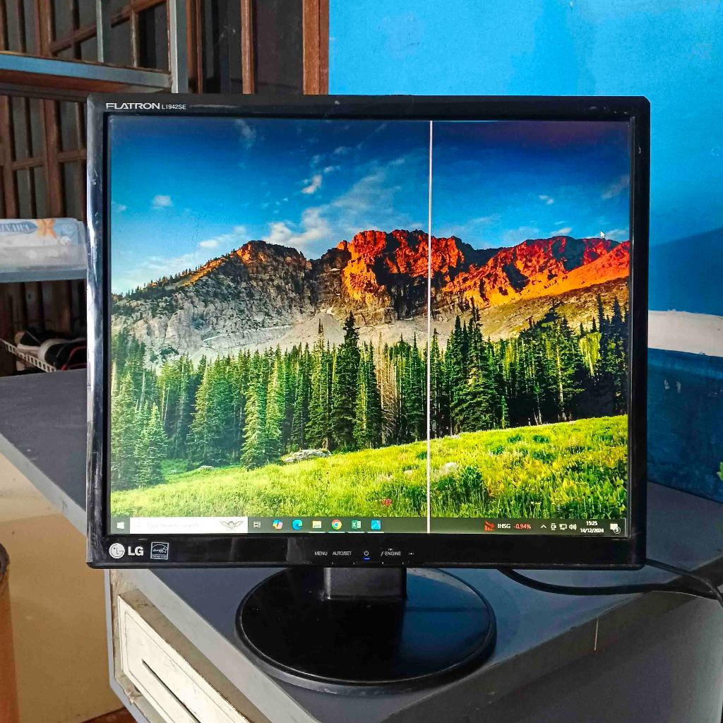 Jual Monitor Lcd Merk LG Ukuran Layar 19 Inch Square Kotak Kondisi ...