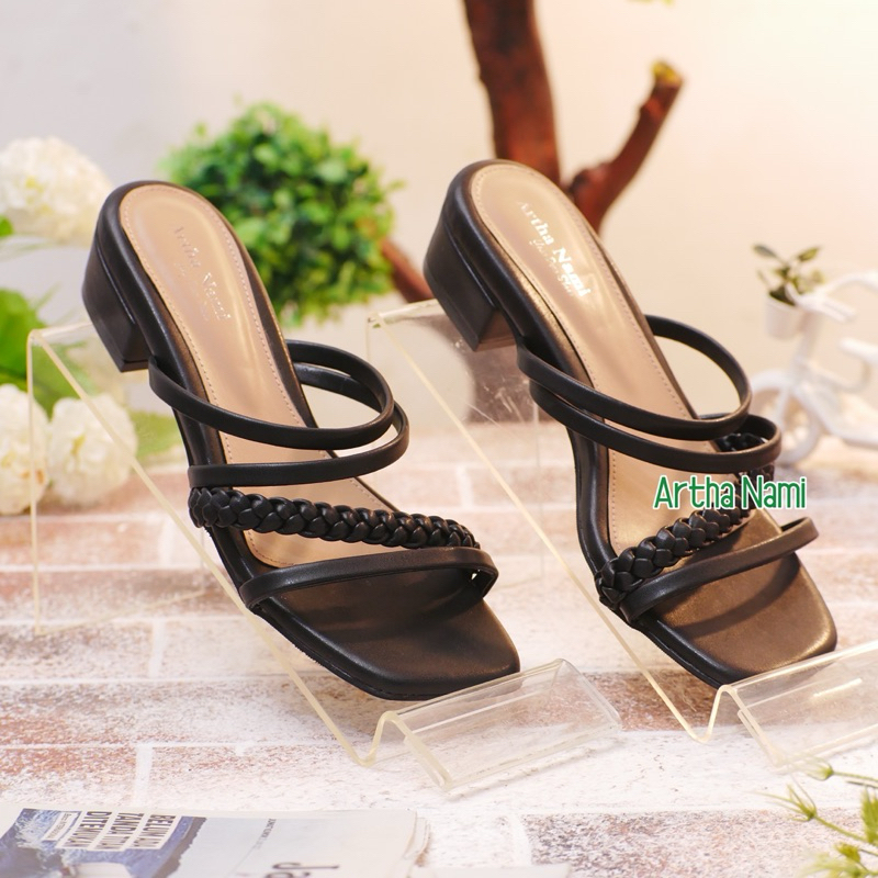 Jual Artha Nami - Elona Hitam Sandal Wanita Hak / Heels 3 cm | Shopee ...