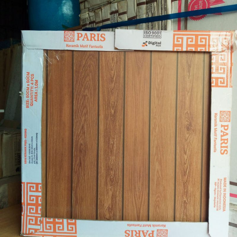 Jual Keramik 50x50 motif kayu Matt lumberwood paris | Shopee Indonesia