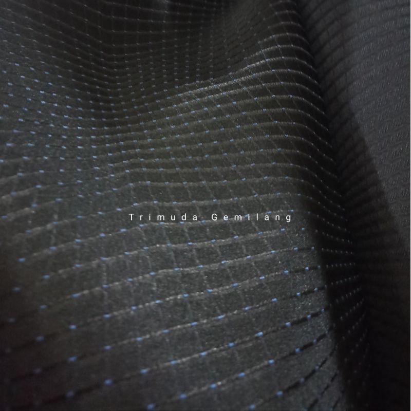 Jual Bahan Kain Jok Mobil Warna Hitam Kotak Kotak dan Bintik Biru ...