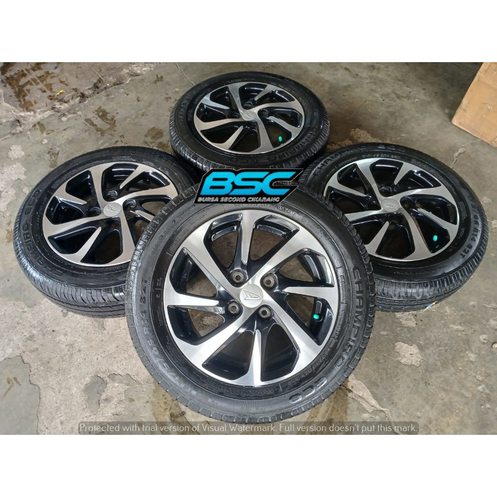 Jual Velg Mobil Second R14 Ori Copotan Ayla Deluxe Pcd 4x100 Plus Ban 175/65 Ring 14 Buat Agya ...