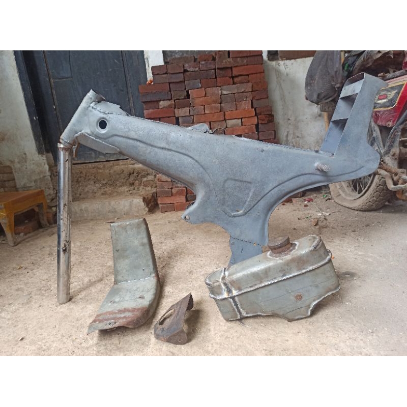 Jual FRAME/RANGKA HONDA DAX ST70 CUSTOM CHOPPER MINI DAX | Shopee Indonesia
