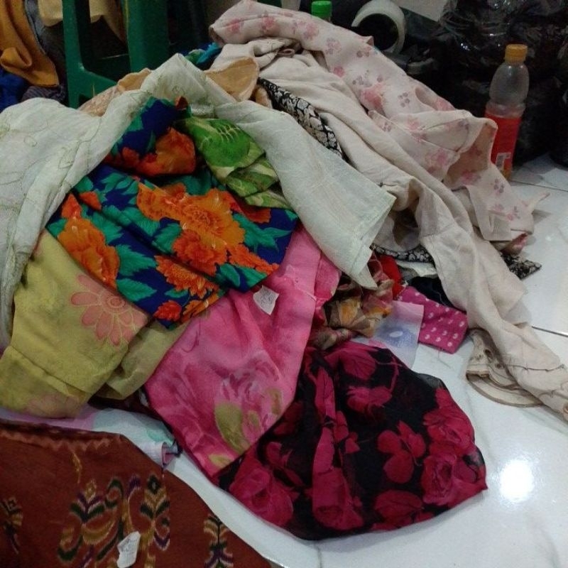 Jual Kain Batik Bunga Pink dan Red | Shopee Indonesia