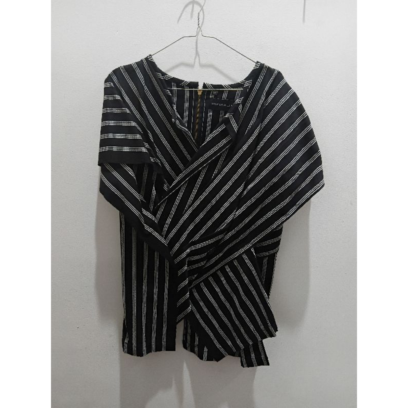 Jual atasan Lulu Lutfi Labibi | Shopee Indonesia