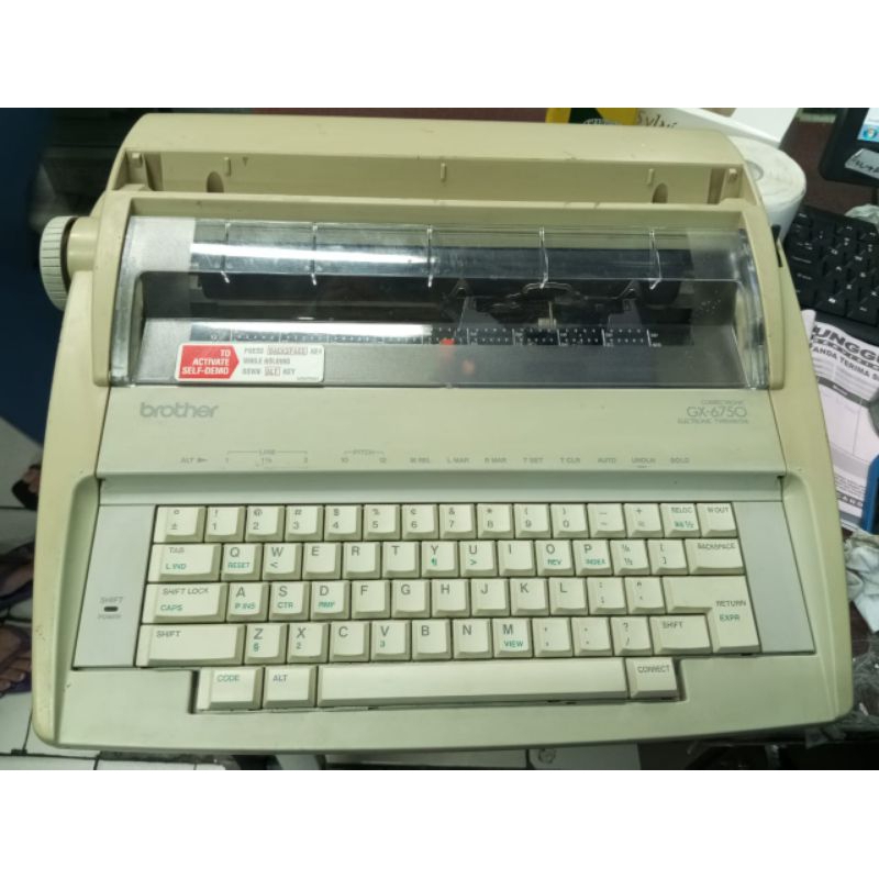 Jual (COD) Mesin Ketik / Mesin Tik Elektrik Brother GX-6750 SECOND ...