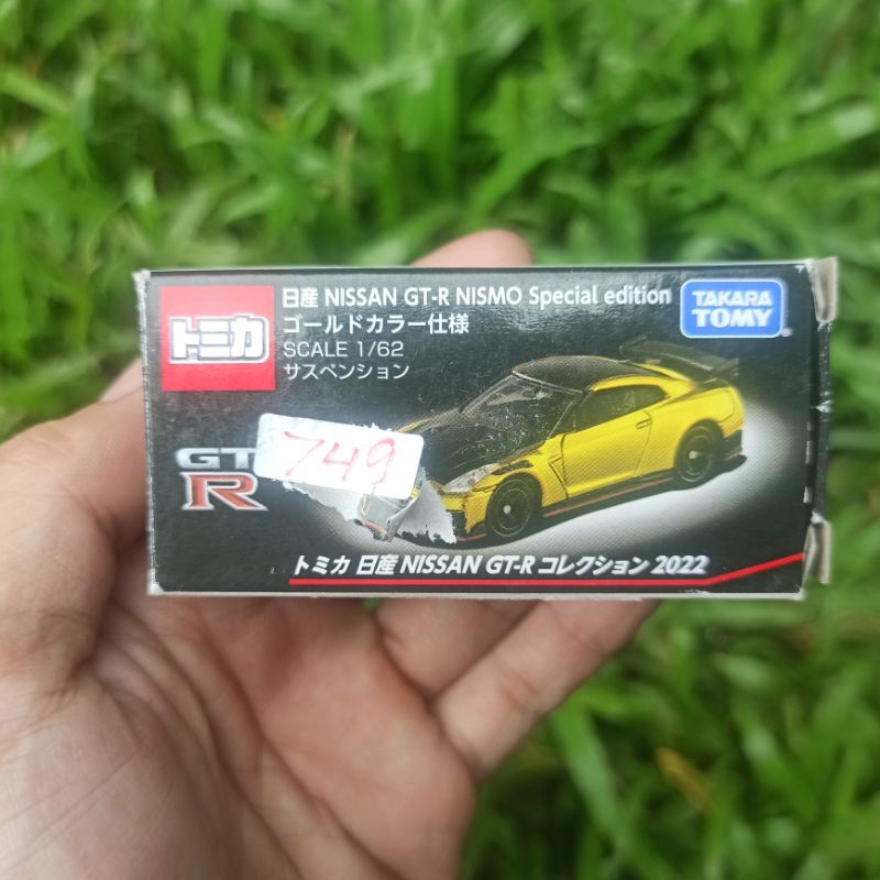 Jual Takara Tomy Tomica Nissan GT-R Nismo Special Edition Gold | Shopee Indonesia