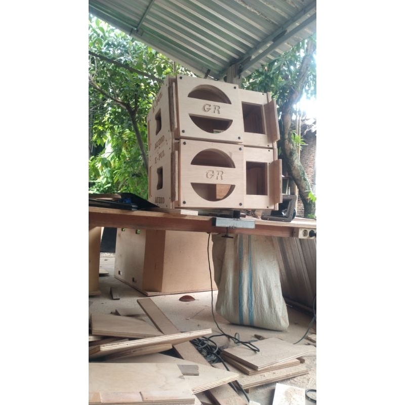 Jual BOX ARRAY 10" model vera (free ukir nama sound) | Shopee Indonesia