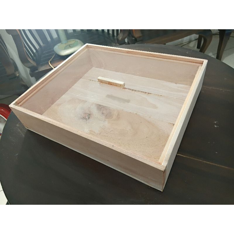 Jual box akrilik/box kayu/box akrilik tutup angkat 30x25/box donat ...