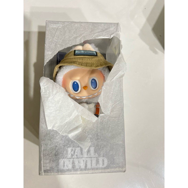 Jual Labubu ORI fall in wild ready | Shopee Indonesia