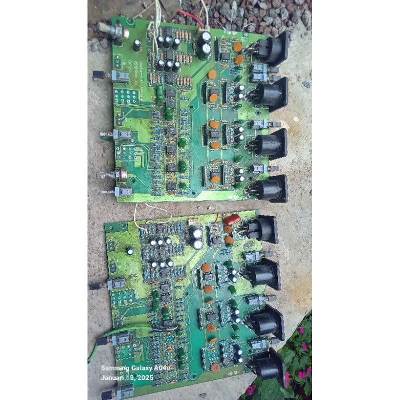 Jual kit pcb crossover aktiv 3 way 2 pcb untuk stereo | Shopee Indonesia