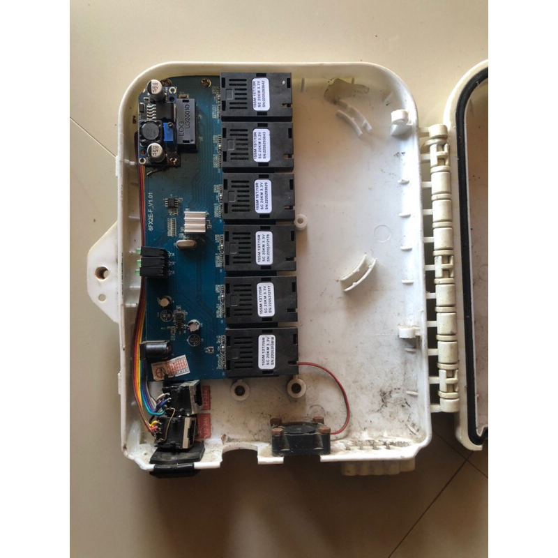 Jual konverter 6 FO 2 Lan suport POE beserta box | Shopee Indonesia