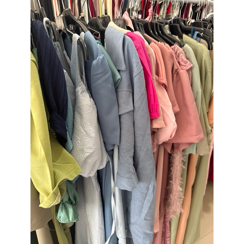 Jual Baju Pre Loved Pontianak Ready semua | Shopee Indonesia