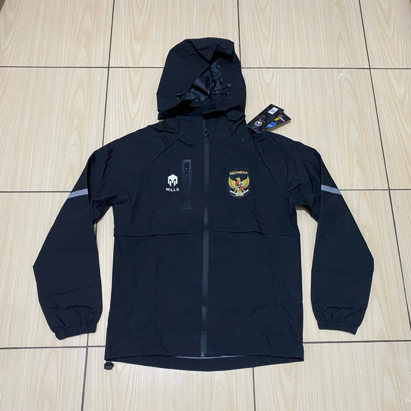 Jual Timnas Indonesia Raincoat Jacket Black Mills Original | Shopee ...