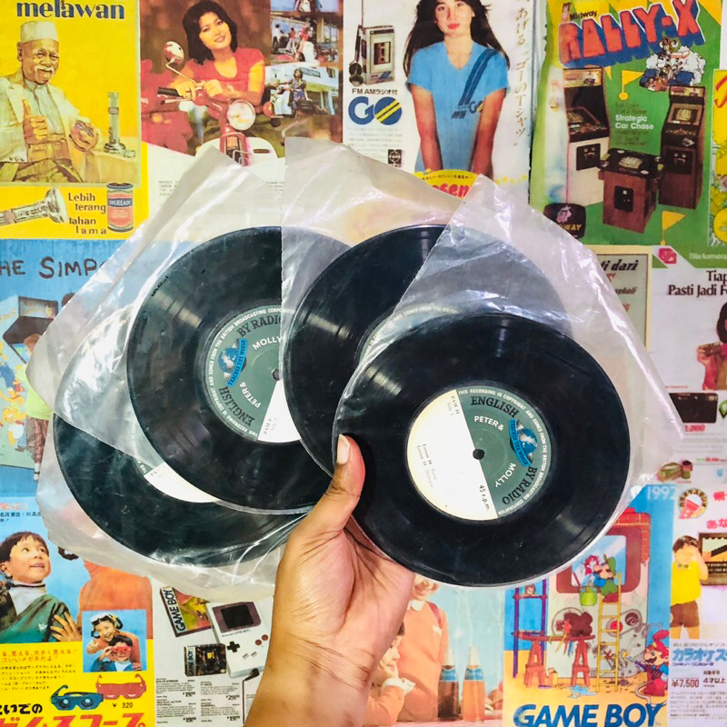 Jual Sepaket Piringan Hitam (Vinyl 7”inch) / Hiasan Cafe / Dekorasi ...