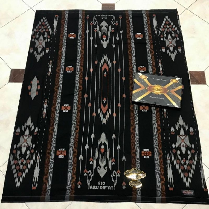 Jual Sarung Abu Rifat Songket tenun indonesia | Shopee Indonesia