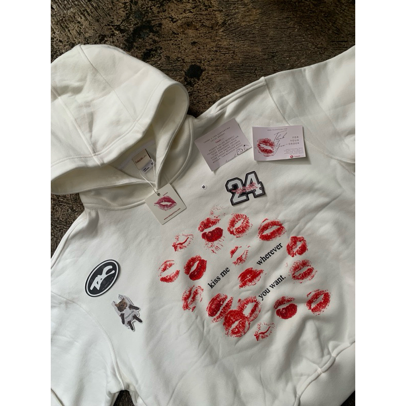 Jual Telepati Che Kissme White Hoodie | Shopee Indonesia