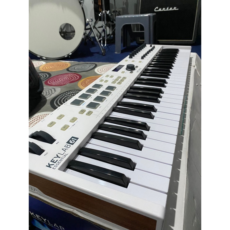 Jual Arturia – KeyLab Essential 61 mk2 MIDI Controller | Shopee Indonesia