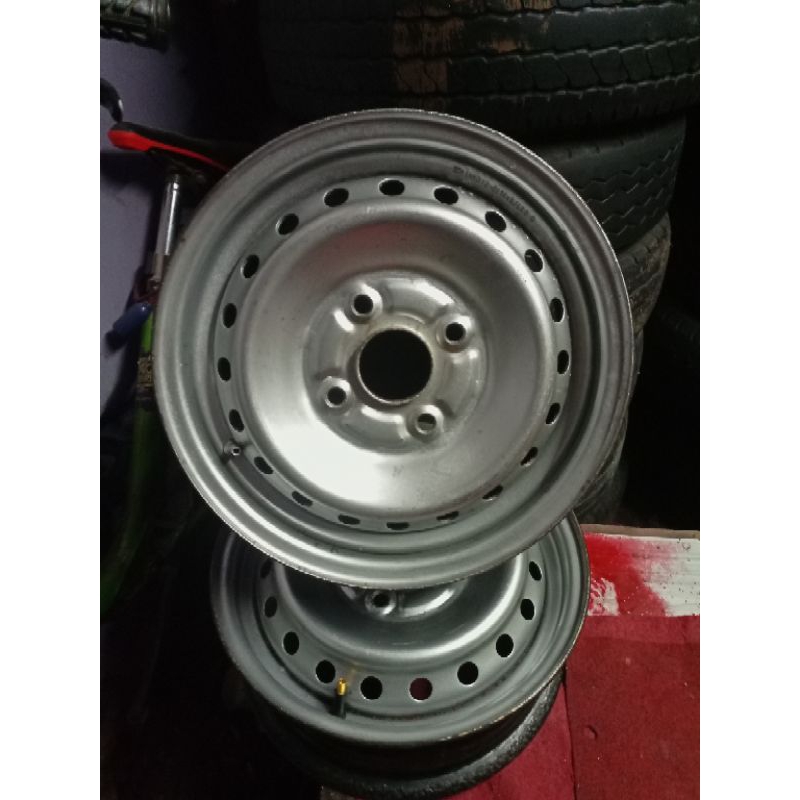Jual VELG KALENG MOBIL RING 14 PCD 114+ BAN SEREP | Shopee Indonesia