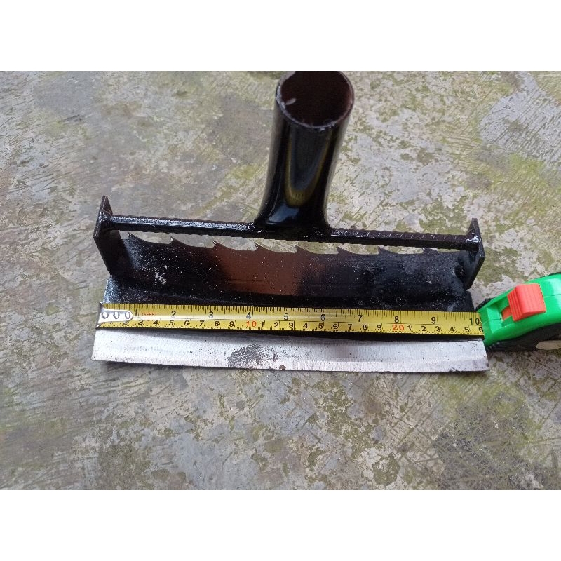 Jual alat berkebun /garukan rumput/gulma | Shopee Indonesia
