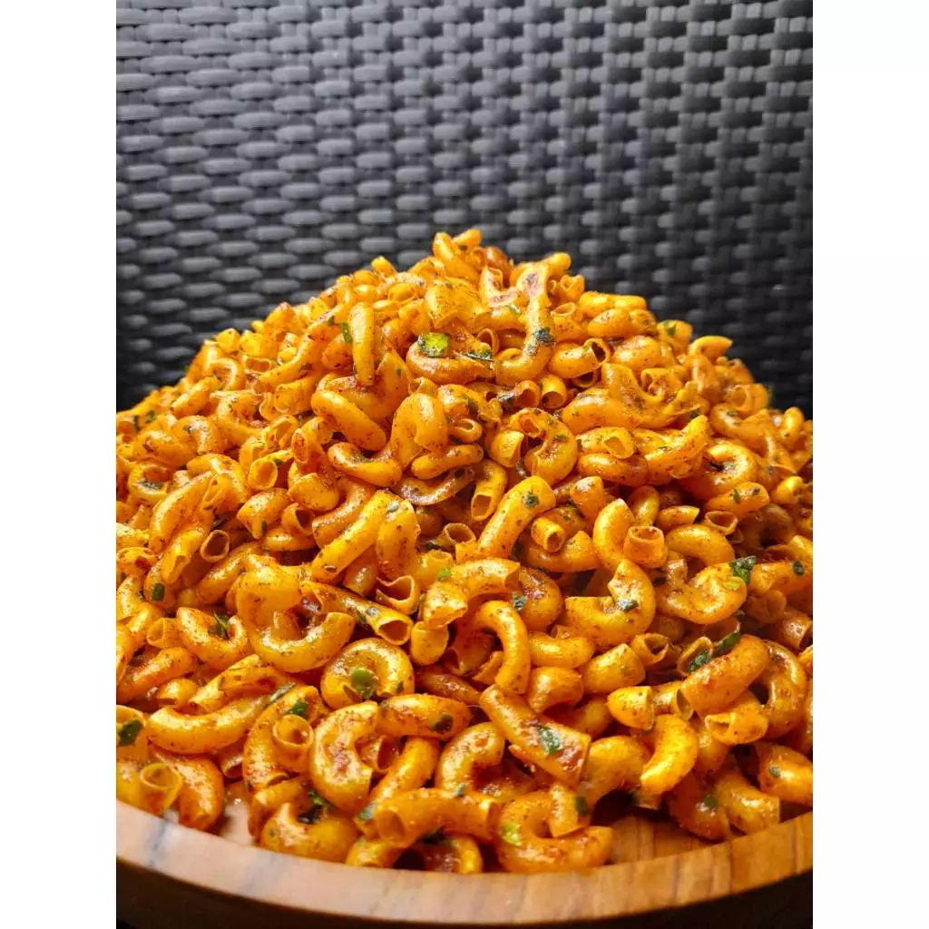 Jual Makaroni Bantat Pedas Makaroni Spiral Makaroni Keong Pedas 1KG ...