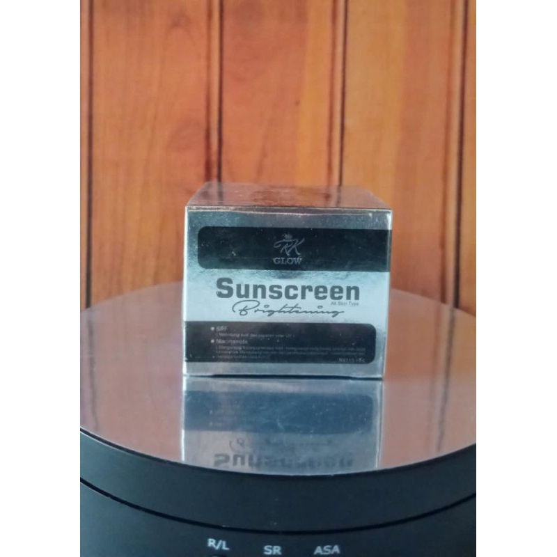 Jual Sunscreen BrighteningRk glow ( kemasan terbaru box hitam) | Shopee ...