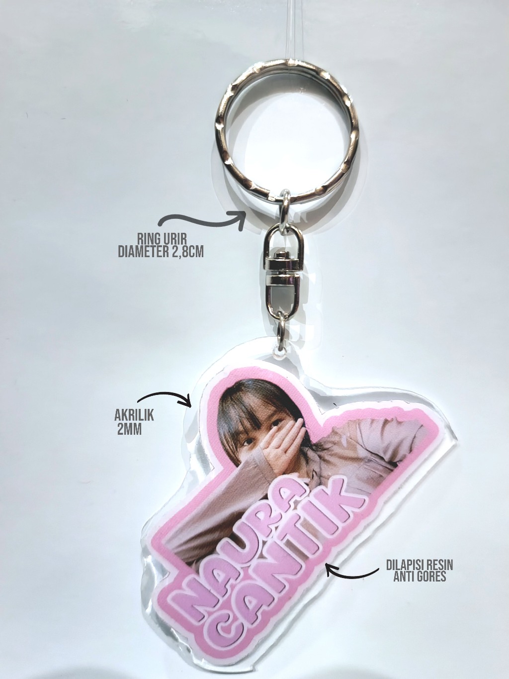 Jual bisa COD gantungan kunci akrilik ganci custom foto dan nama ...