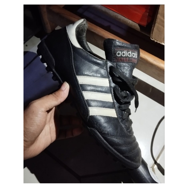 Jual Sepatu Adidas Tango Turf Vintage Jadul Lapangan Sintetis | Shopee ...