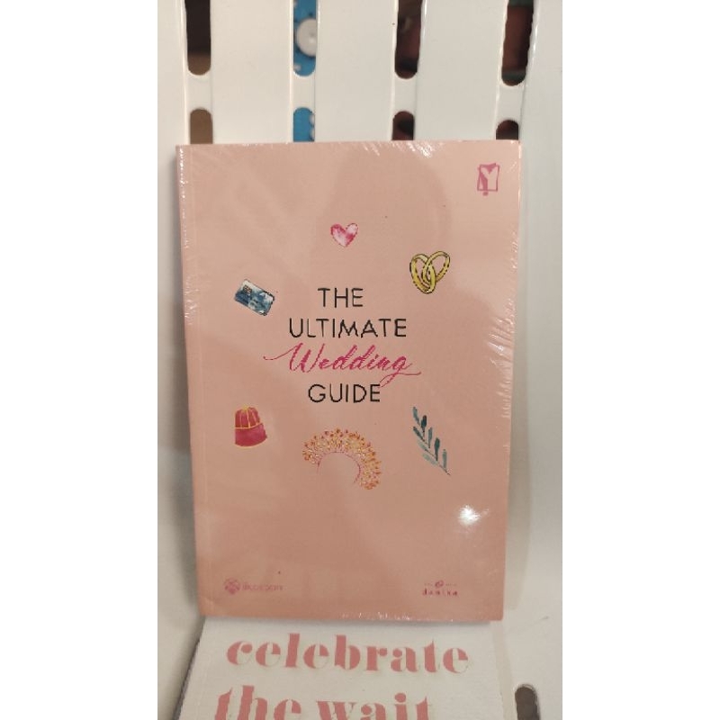 Jual buku the ultimate wedding guide - danika | Shopee Indonesia