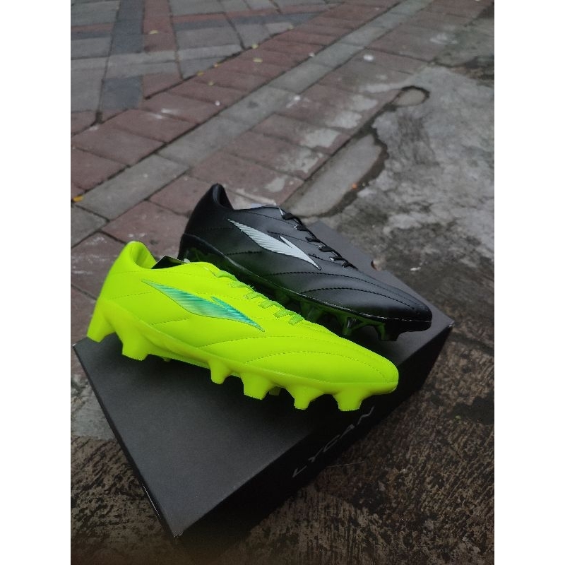 Jual Sepatu Bola Lycan Nova V2 FG | Shopee Indonesia