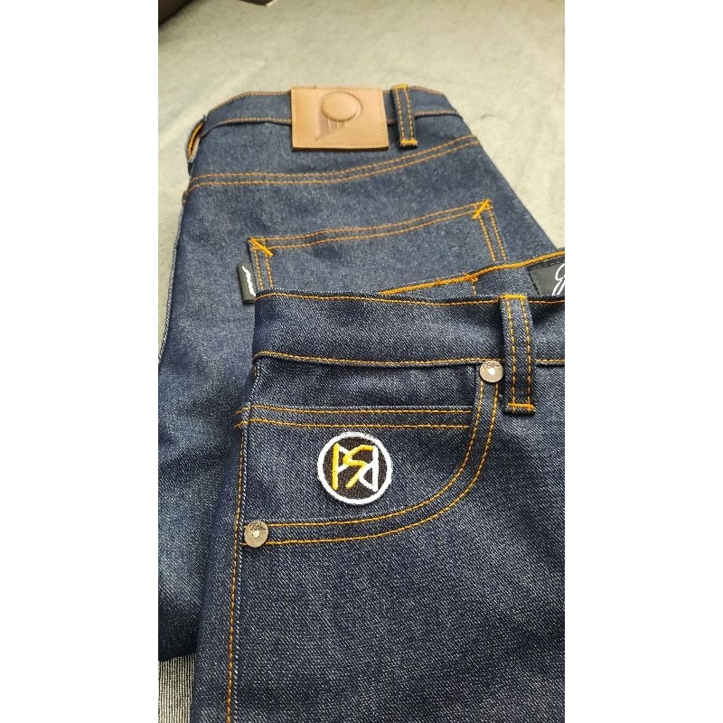 Jual PETERSAYSDENIM 15 YEARS JEANS ANNIVERSARY | Shopee Indonesia