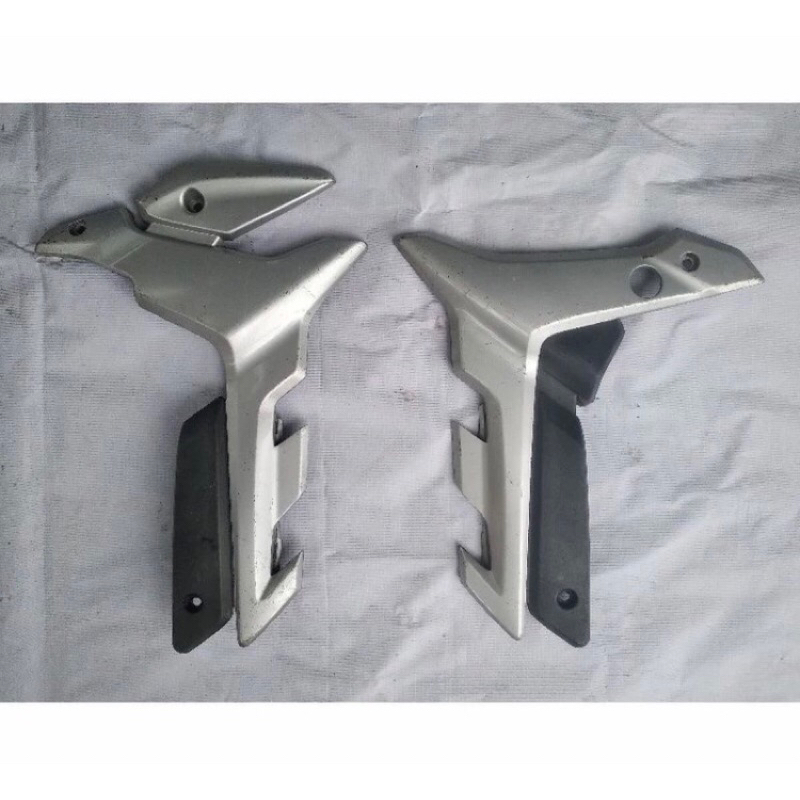 Jual cover pivot honda cs1 pivot cs 1 one kanan kiri origina second ...
