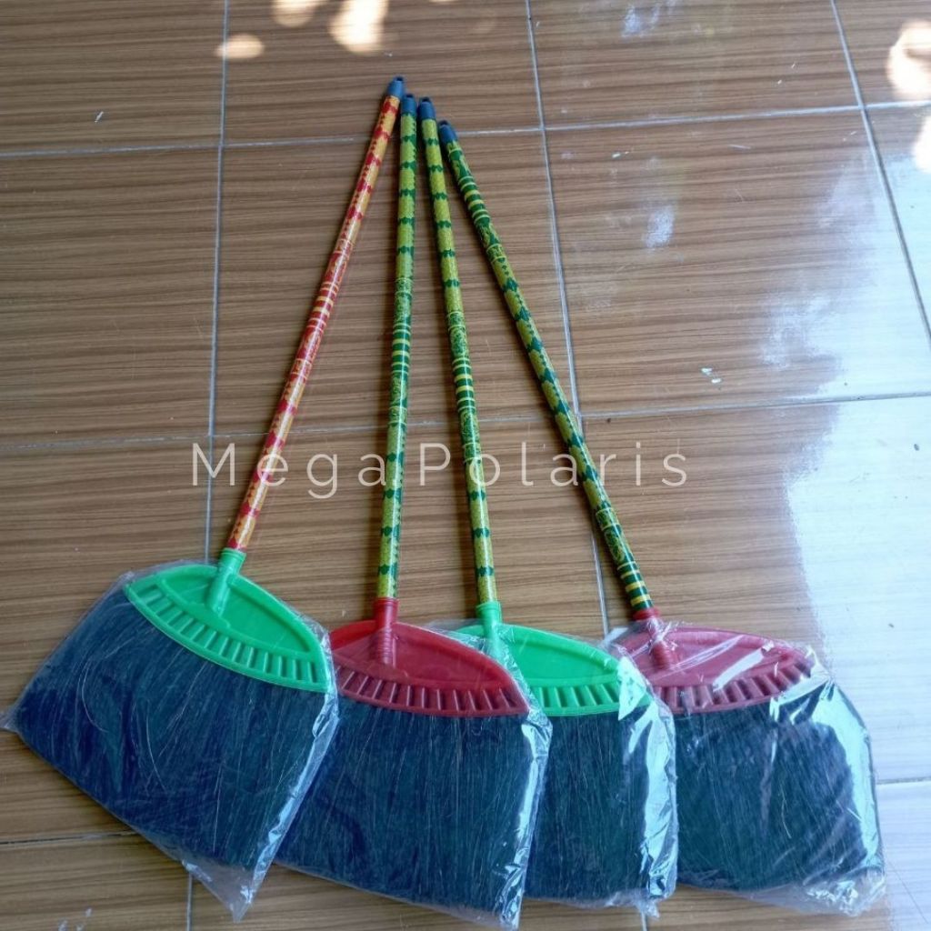 Jual SAPU IJUK HITAM SAPU INJUK LANTAI SAPU GAGANG KAYU | Shopee Indonesia