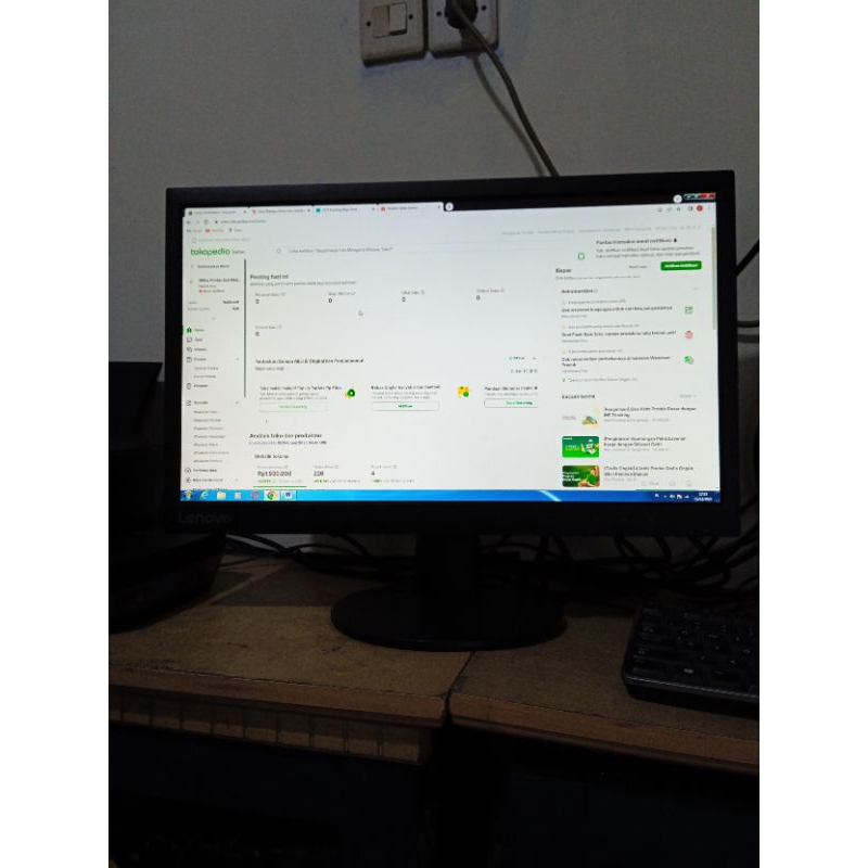 Jual monitor LED Lenovo LI2215sD 22inch | Shopee Indonesia