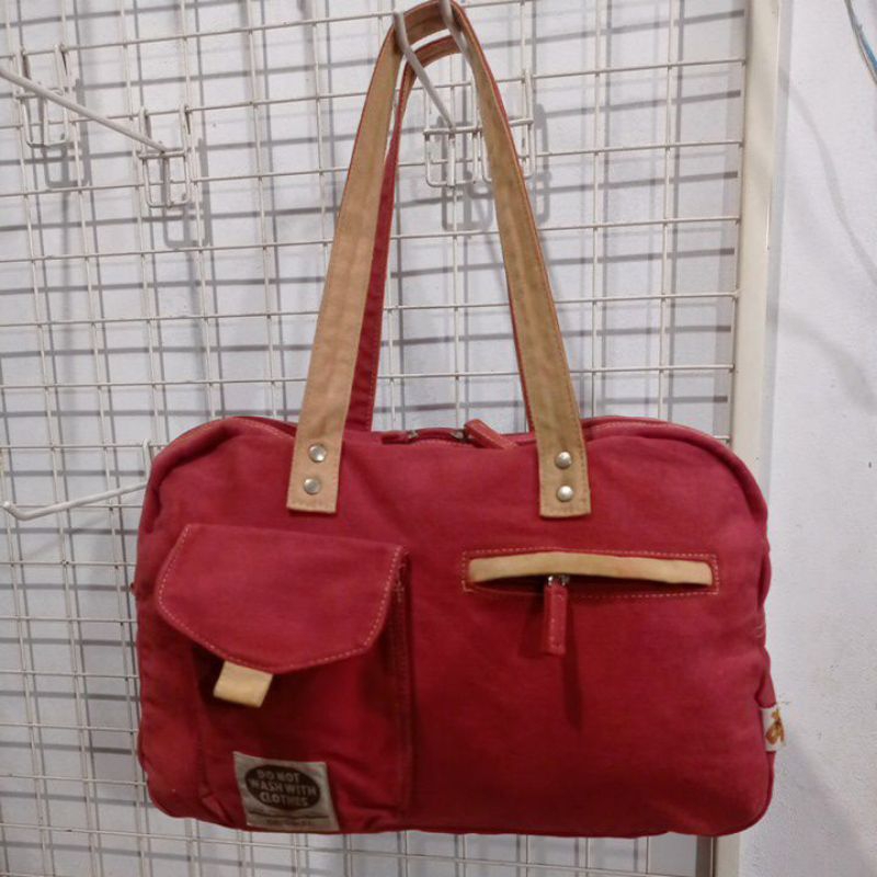 Jual red canvas bag-alas9x36cm tinggi 23cm | Shopee Indonesia