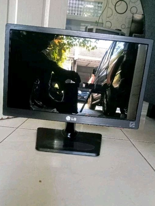 Jual Monitor LCD/LED berbagai merk samsung, LG, Asus, wearnes benq dll 16 inch normal | Shopee ...