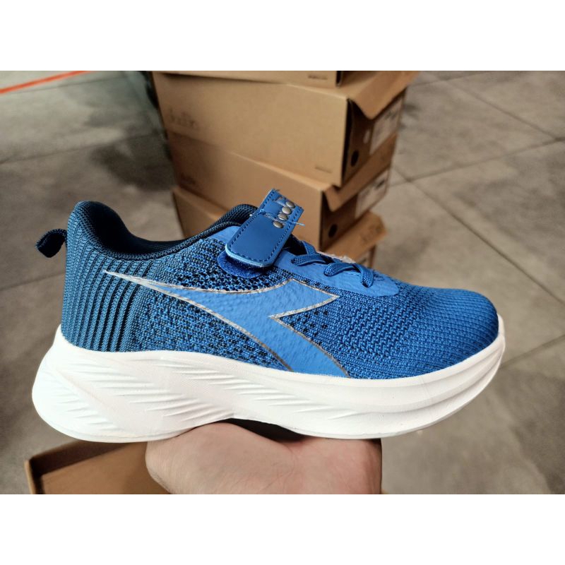 Jual Size 33 34 Sepatu olahraga anak Diadora Keytone JR Navy running ...
