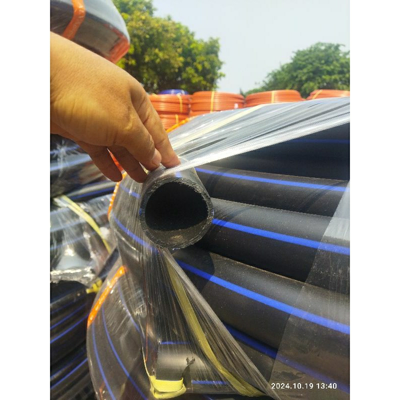 Jual Selang HDPE Alvapipe 1 1/2 Inch 100 meter ( 50 MM ) Selang Air ...