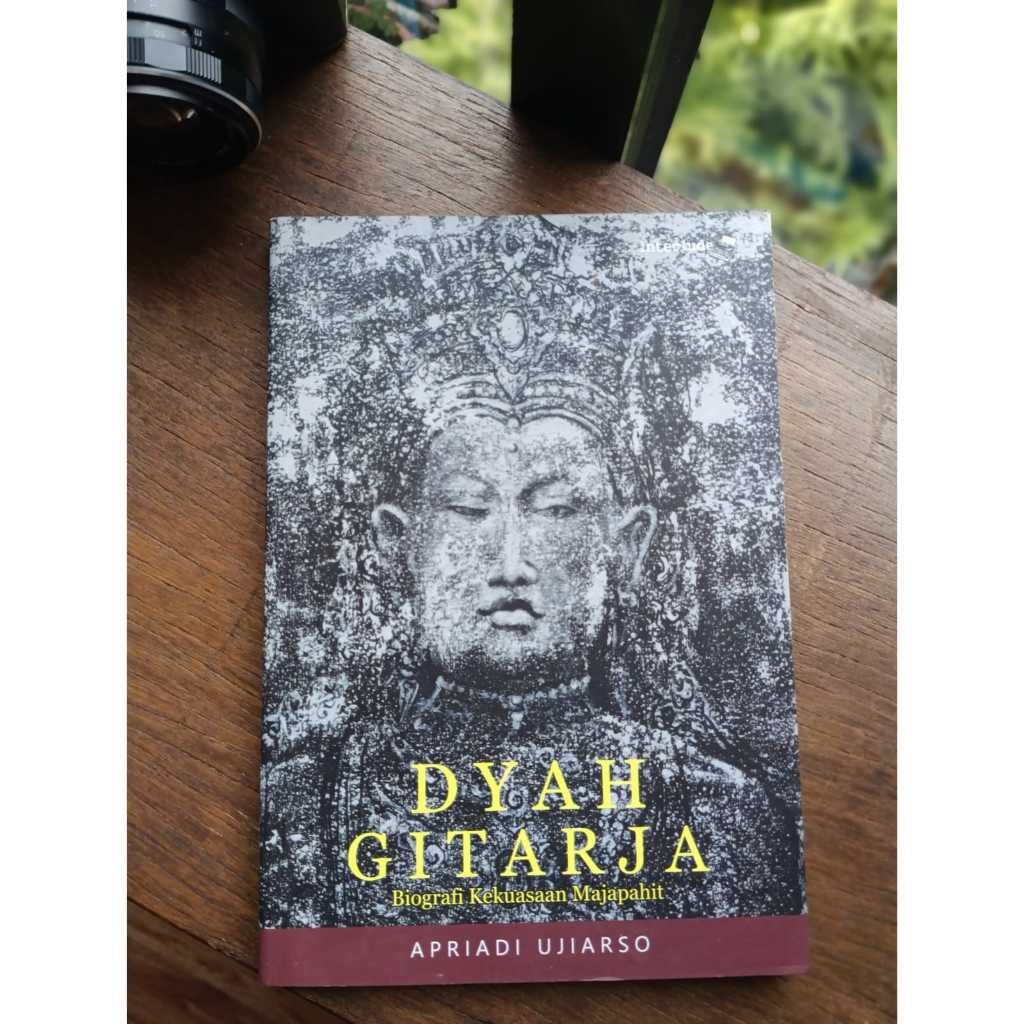 Jual DYAH GITARJA Biografi Kekuasaan Majapahit -- Apriadi ujiarso ...