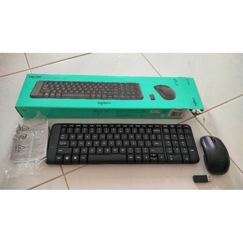 Jual keyboard Logitech MK220 wireless tanpa kabel | Shopee Indonesia