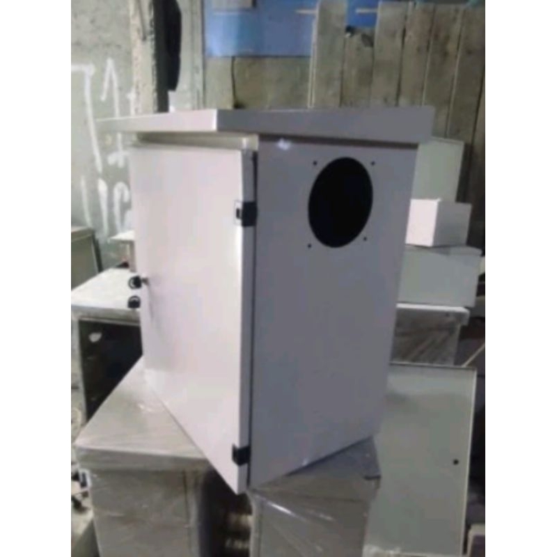 Jual box panel outdoor 30x40x30 40x30x30 custom rak + klem bracket ...