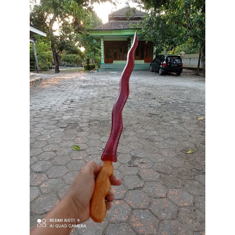 Jual KERIS KAYU - KERIS PERAGA - KERIS MAINAN - KERIS SENI KAYU ...
