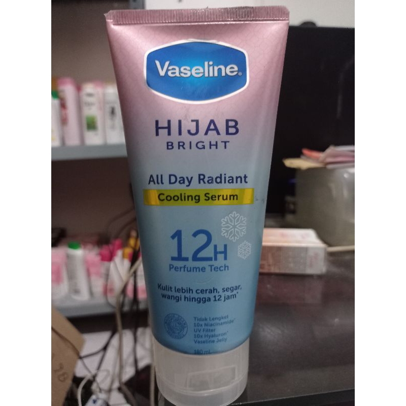 Jual Vaseline hijab bright all day radiant cooling serum 180ml | Shopee ...